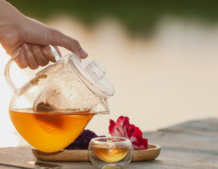 10 Surprising Health Benefits of Drinking Tea – Octavius